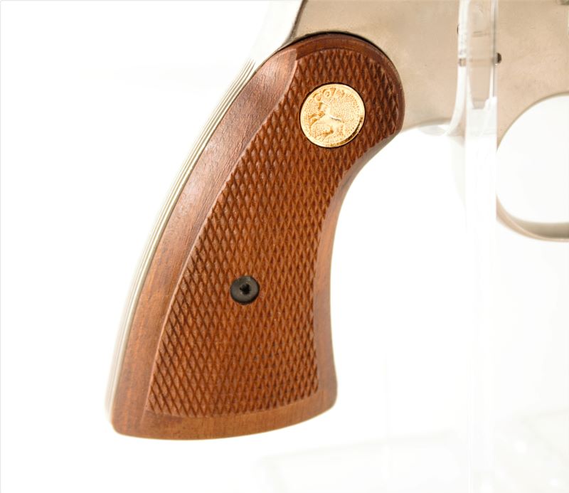 Colt Python Service Walnut Grip - 904